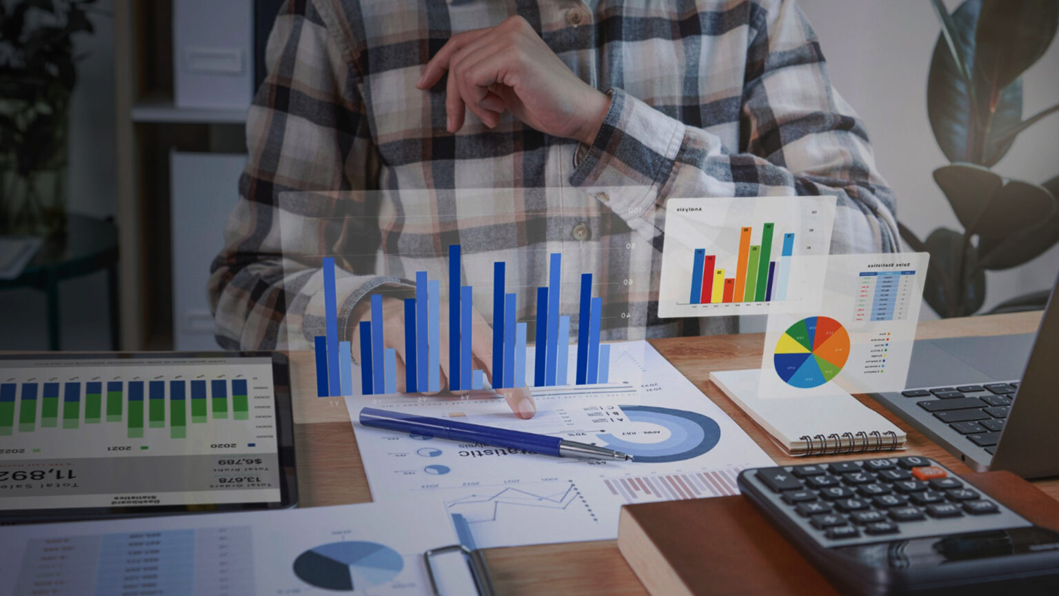 Google Data Studio vs. Looker: Which One Is Better? - GTECH Blogs